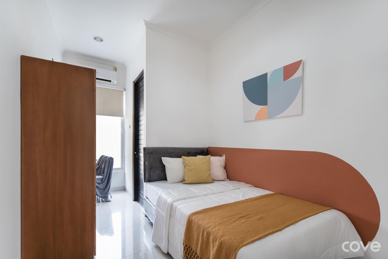 Kamar Standard dengan Jendela Luar Cove 90 @ Cove Lavena – Cove