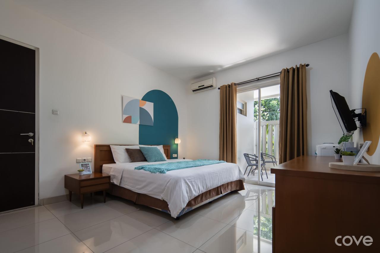 Kamar Premium dengan Teras Pribadi Cove 108 @ Cove Alps – Cove