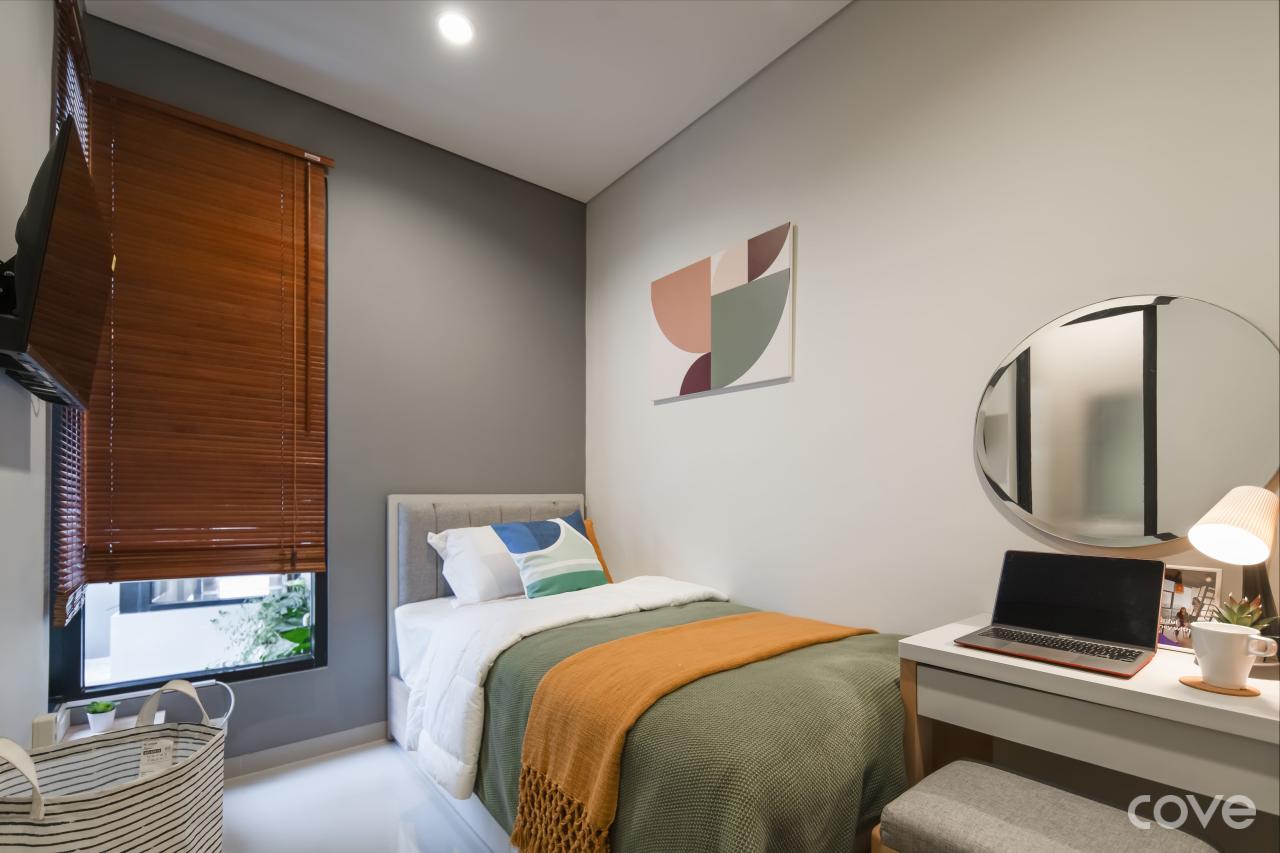 Kamar Standar dengan Jendela Dalam Cove 133 @ Cove Kaimani – Cove