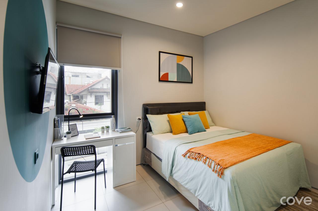 Kamar Deluxe dengan Kasur Queen dan Jendela Luar Cove 17 @ Cove Katalia ...