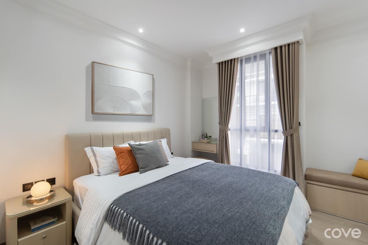 Deluxe Room with External Window Cove 167 @ Cove Estoria – Cove