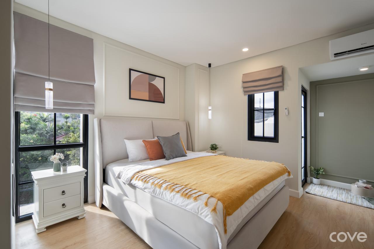 Kamar Premium Plus dengan Balkon Cove 170 @ Cove Odilia Suite – Cove