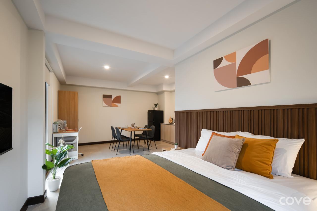 Kamar Premium dengan Pantry & Kasur King Cove 181 @ Cove Rumaya – Cove