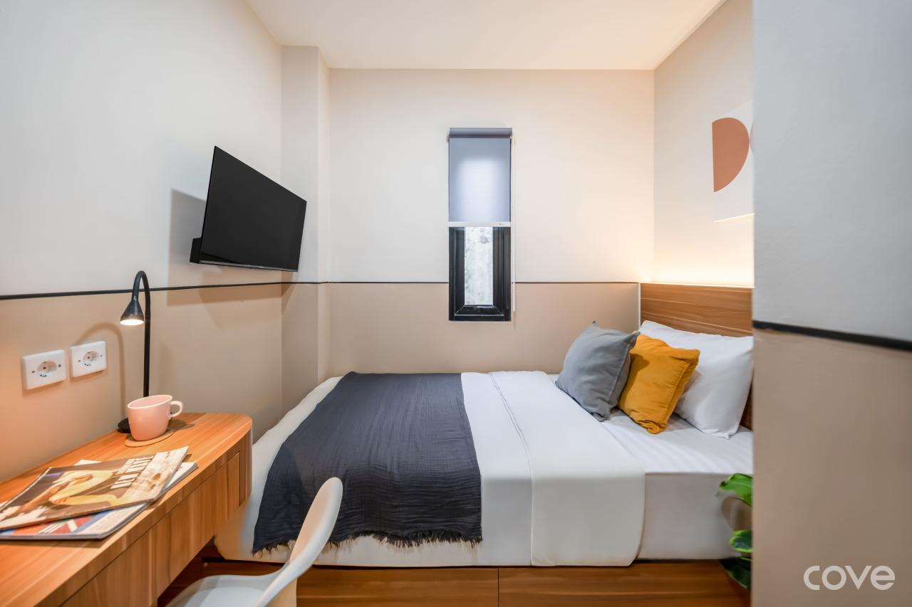 Kamar Standard dengan Jendela Luar dan Kasur Single Cove 211 @ Cove ...