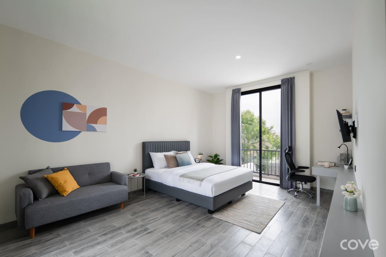 Kamar Premium Plus dengan Balkon Cove 217 @ Cove Legacy – Cove