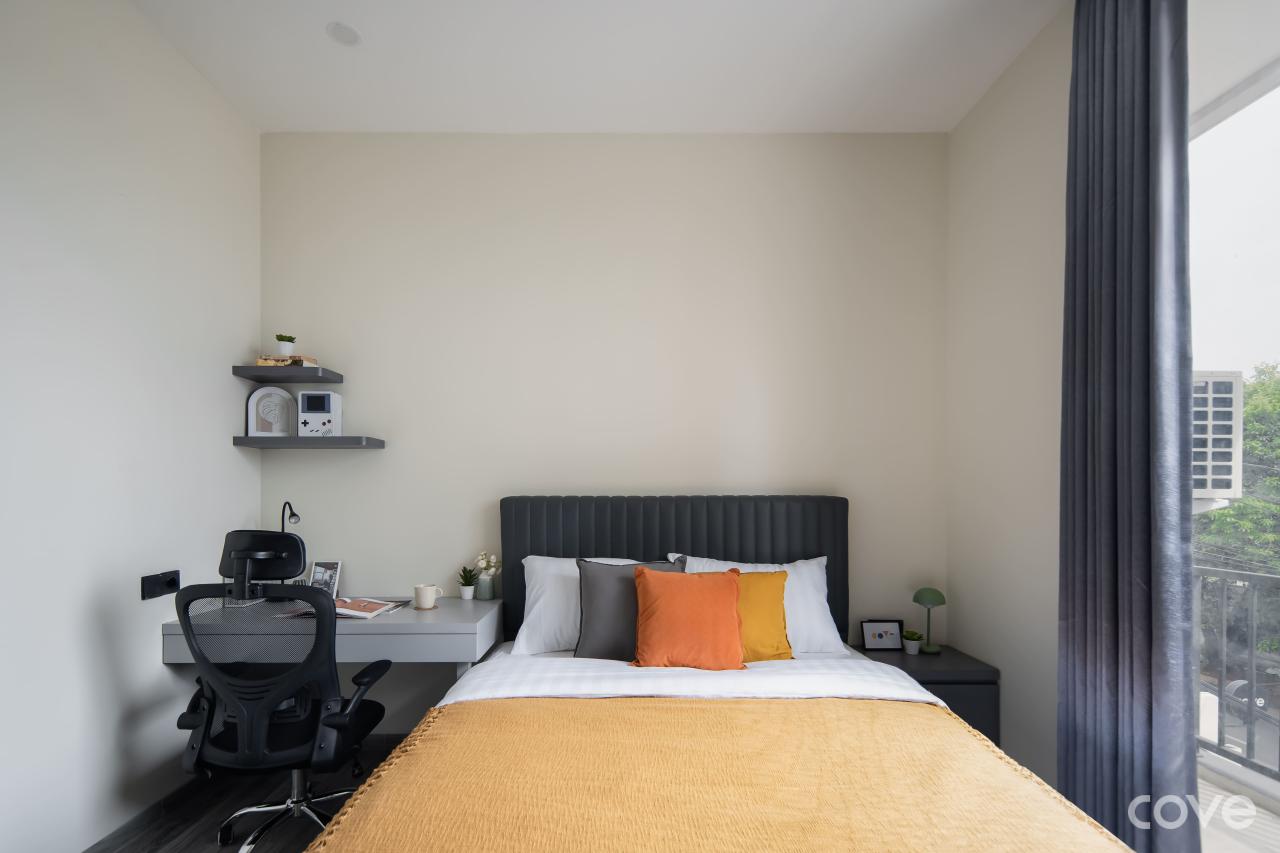 Kamar Premium dengan Balkon Cove 217 @ Cove Legacy – Cove